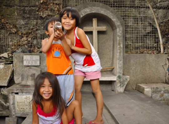 Daycare and tutoring for children in Cebu slums